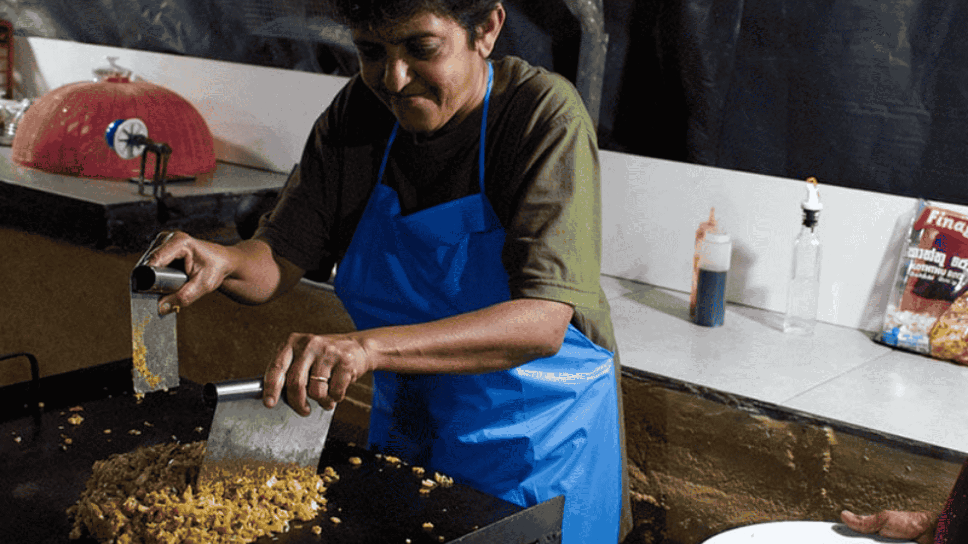 Discover Kottu Roti: The Sri Lankan Street Food You Won’t Find Anywhere ...